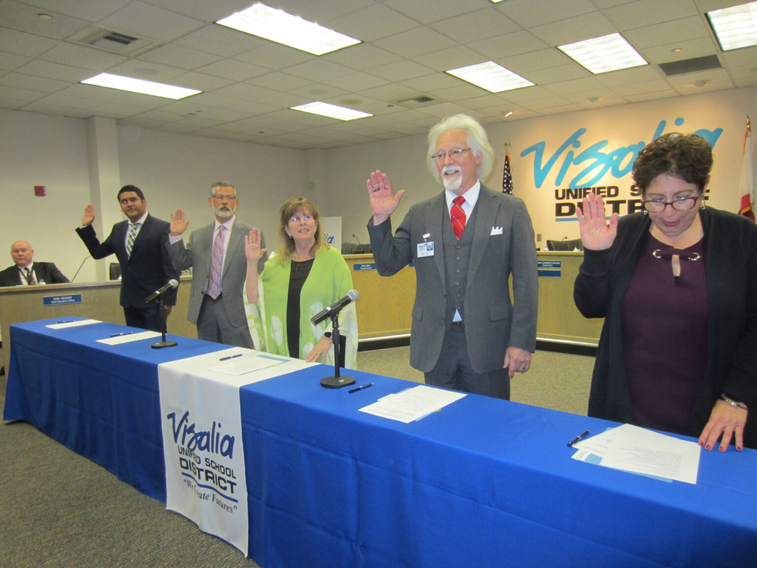 Visalia Unified swears in a new board, with new faces - Valley Voice